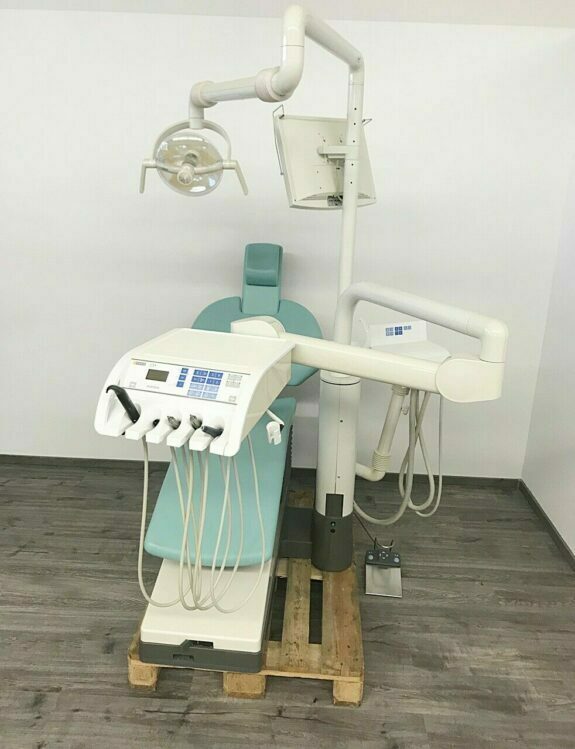 Sirona C5+ Plus Behandlungseinheit Zahnarztstuhl Trockenabsaugung