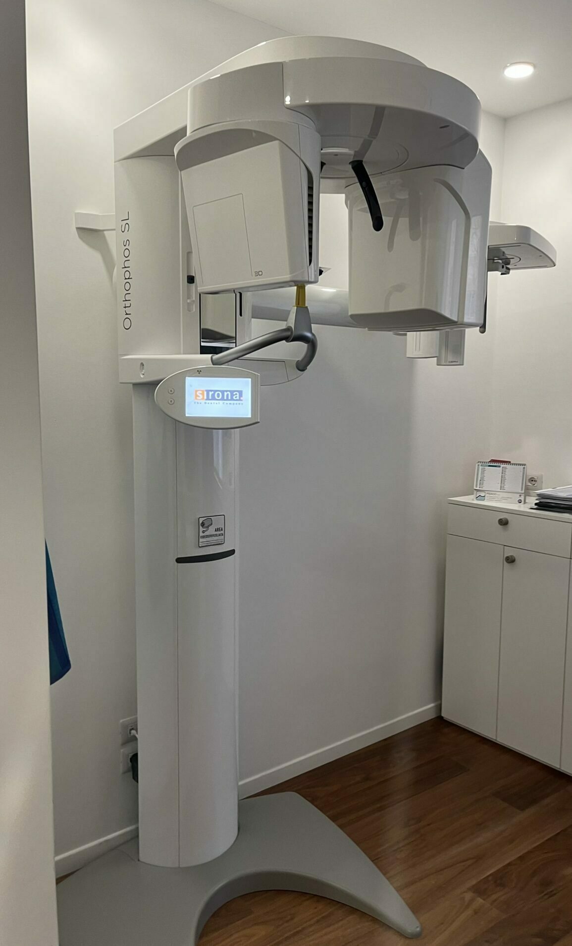 Dentsply Sirona Orthophos SL 2D/3D Ceph Arm - blaudental