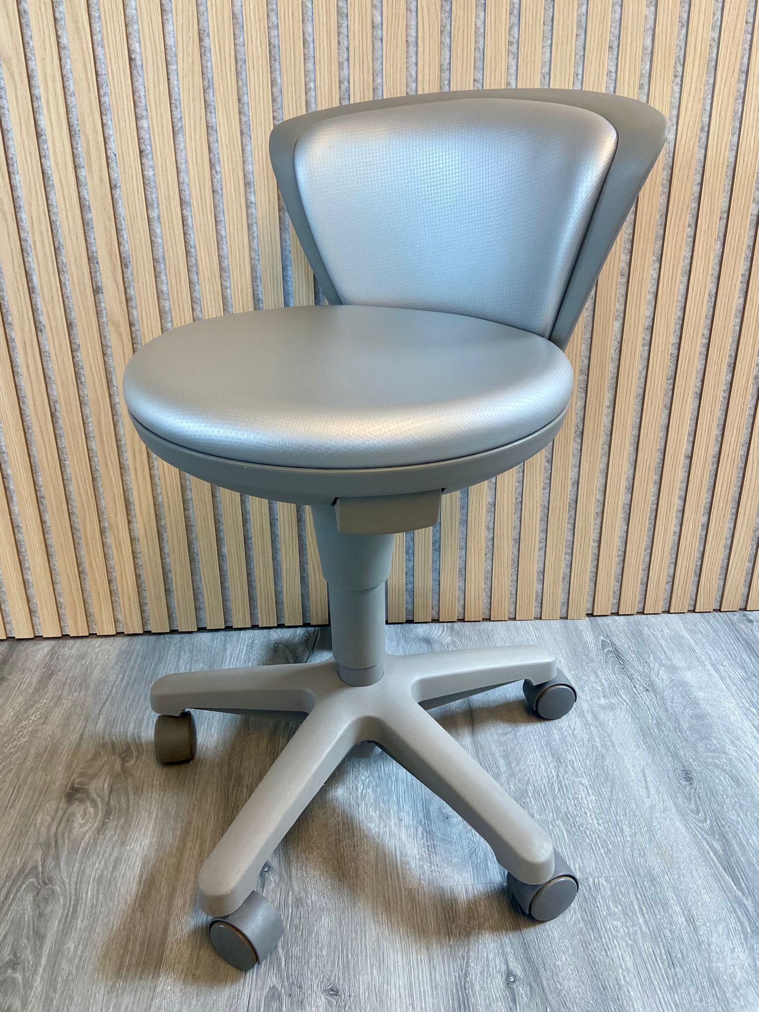 Morita Hocker „OS-N“ - blaudental