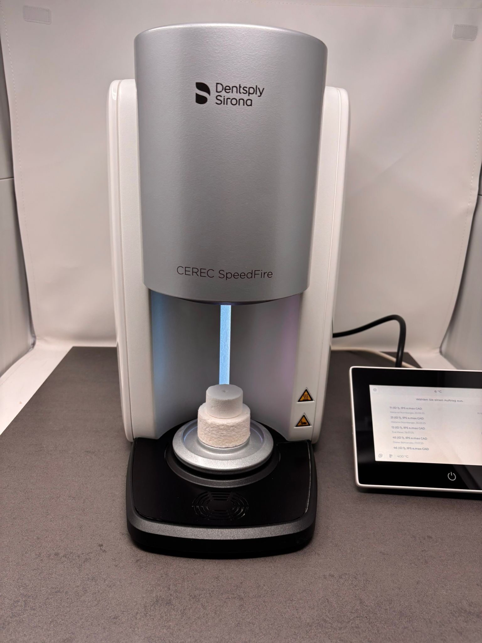 Sirona Dentsply Cerec SpeedFire Sinterofen Bj 2023 - blaudental